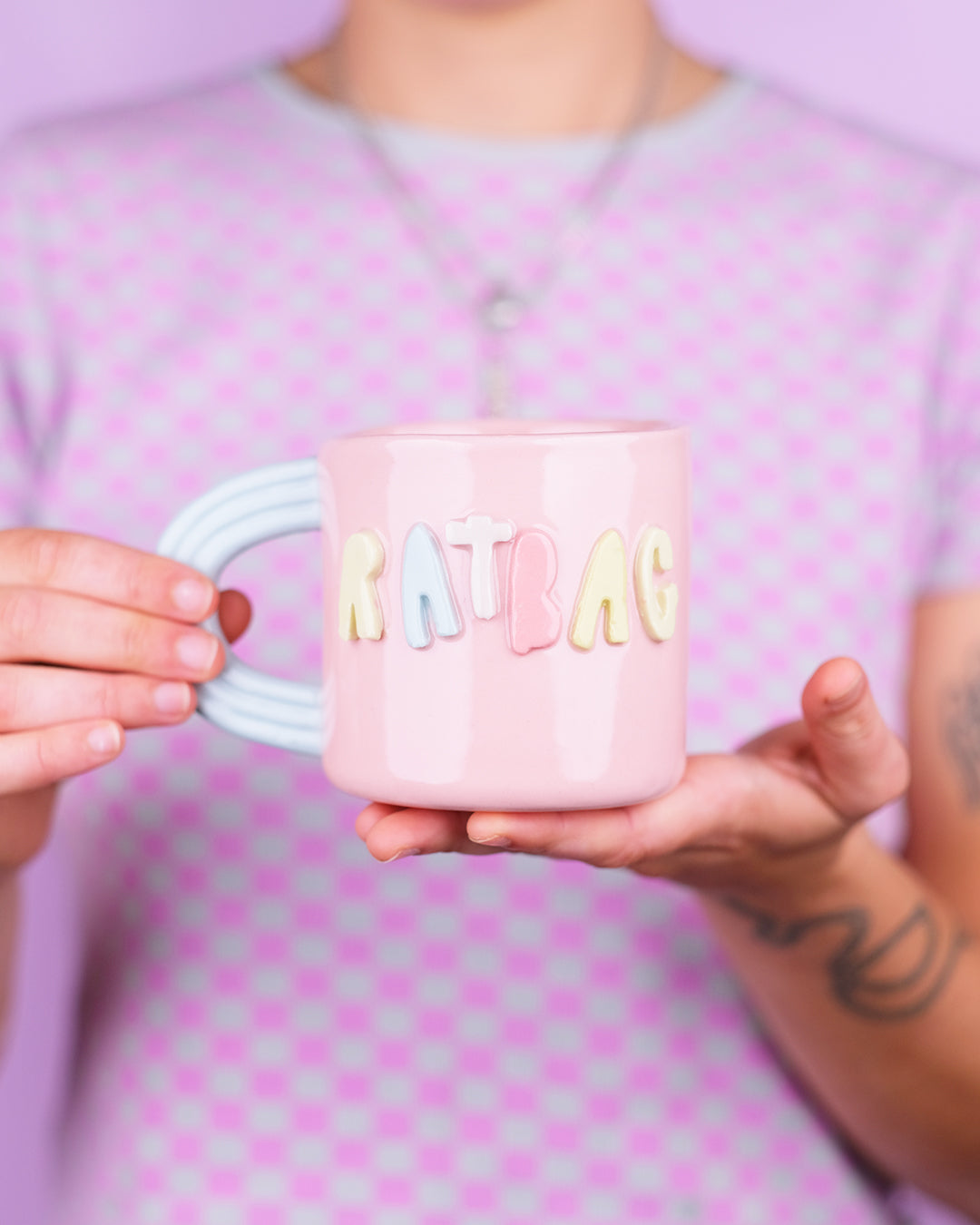 Bea Bellingham - Mess maker